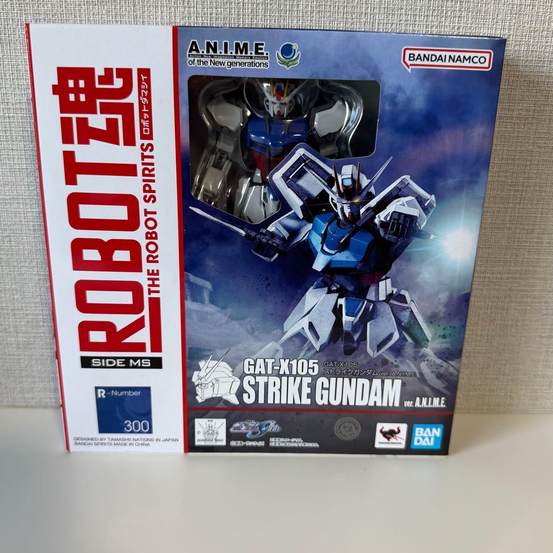 【新品】BANDAI ROBOT魂 GAT-X105 STRIKE GUNDAM