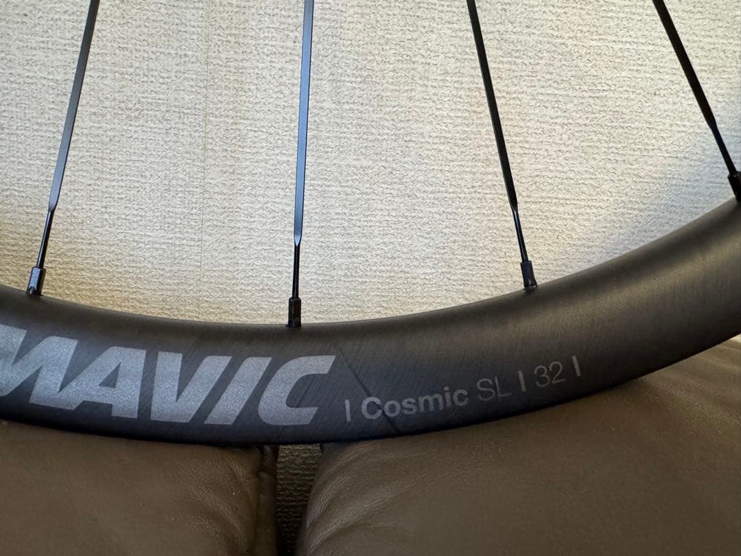 2025年現行モデル　MAVIC COSMIC SL 32 DISC