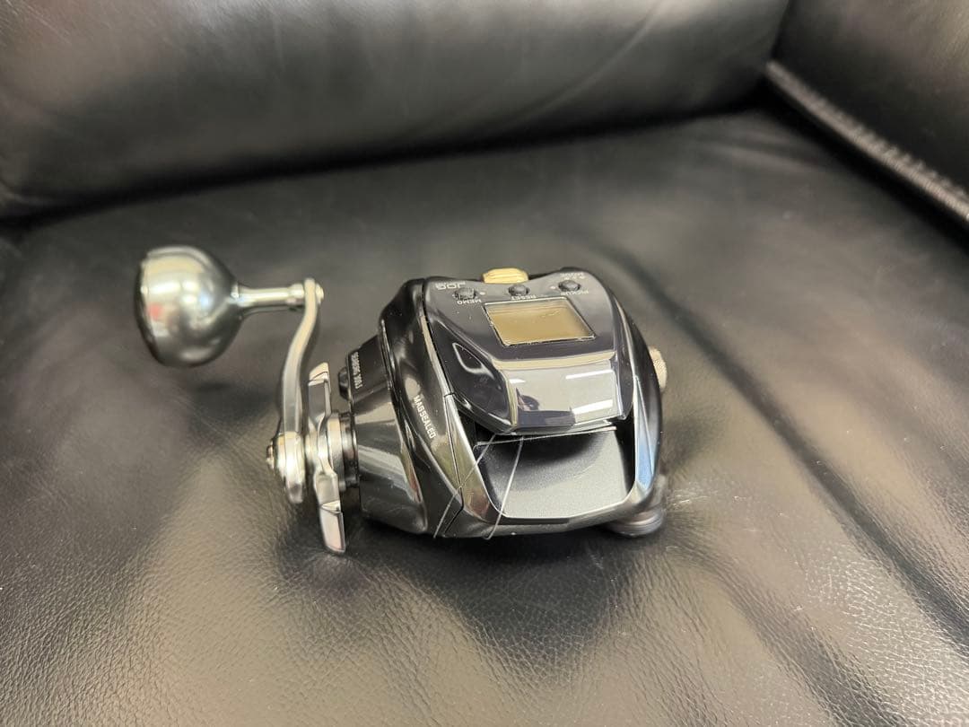 美品⭐︎DAIWA SEABORG 300J 電動リール