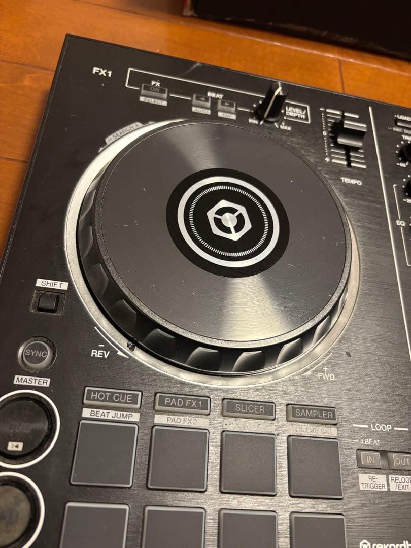 Pioneer DJ DDJ-RB コントローラー