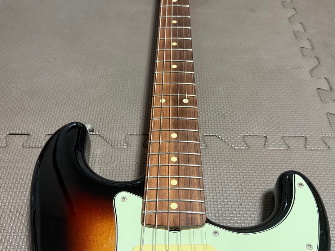 Fender / Vintera 60s Stratocaster（2022)