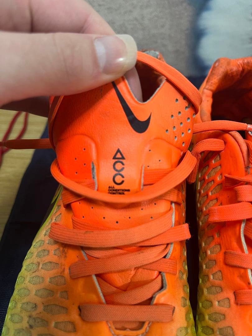 【NIKE マジスタ ACC SG（天然芝用） サッカースパイク 27cm】