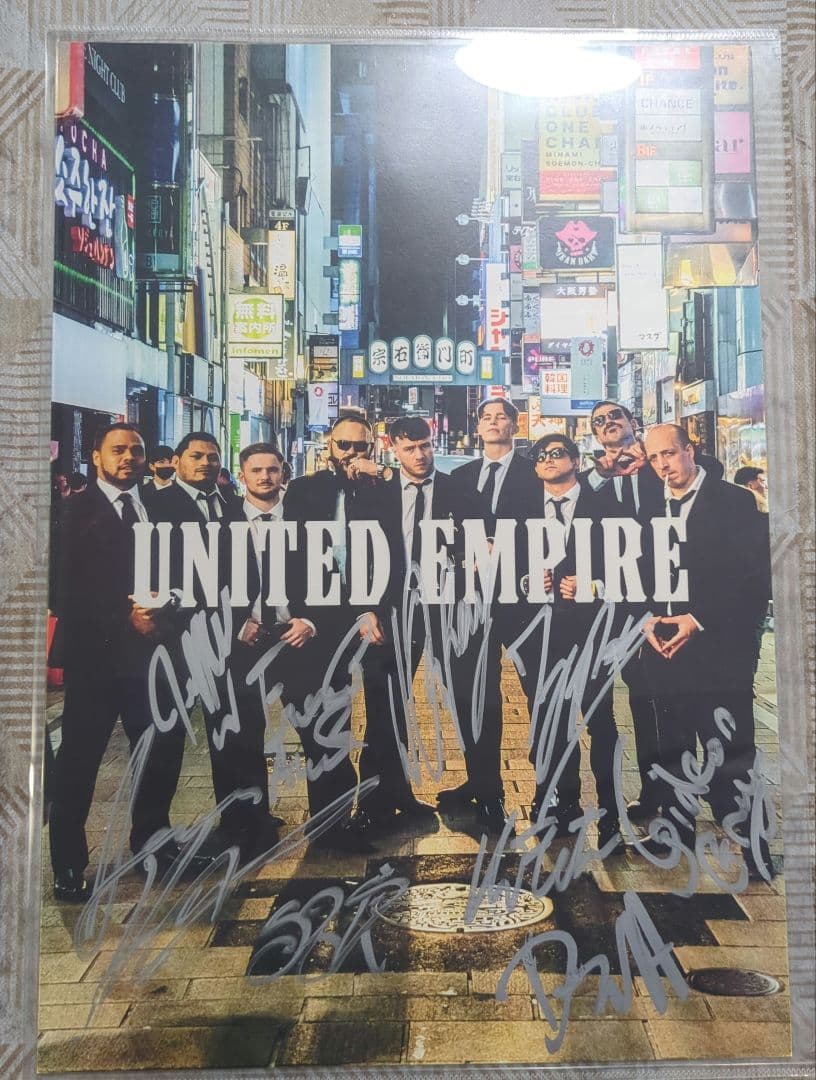 ユナイテッドエンパイア　UNITED EMPIRE サイン入A3ポートレート