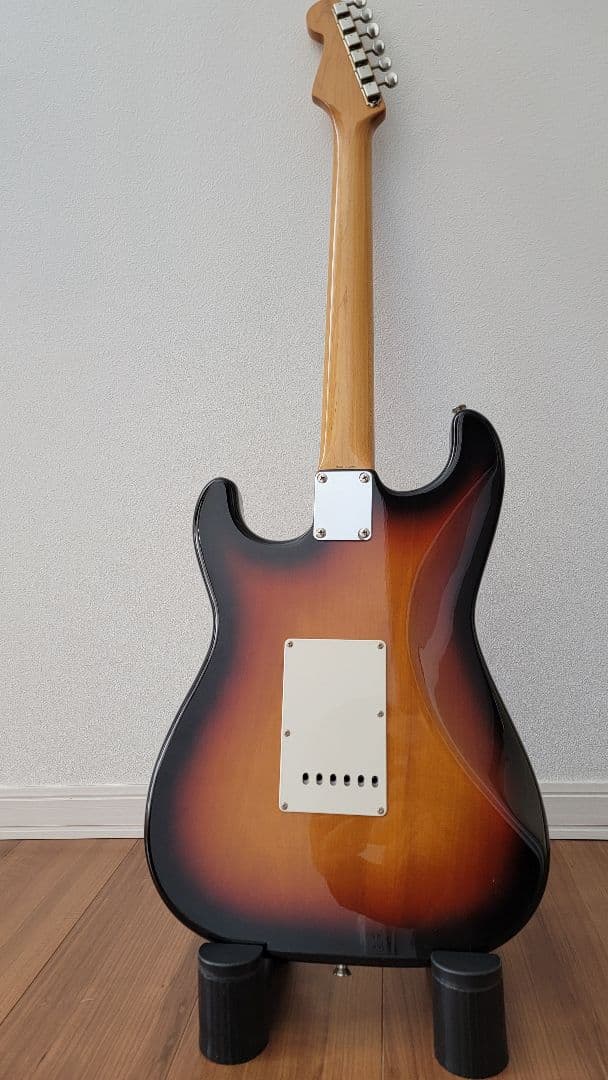 Fender japan st62 Sシリアル（細スタンプ） 美品 ストラト