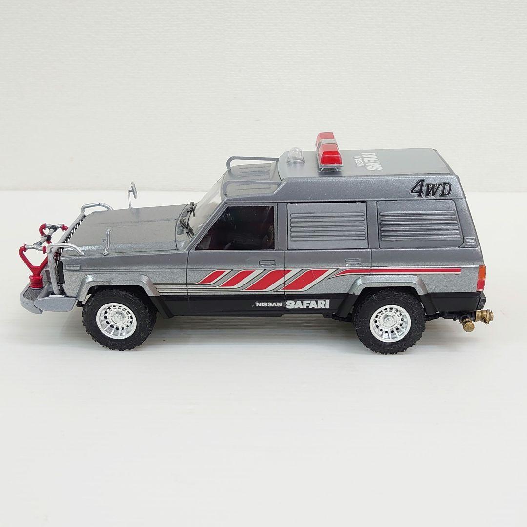 アオシマ1/24 西部警察 サファリ4WD ＆タンクカー プラモデル完成品