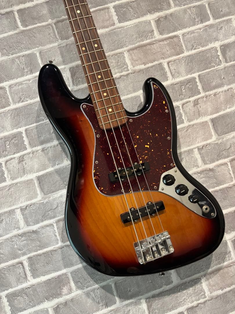 貴重！　Fender Jazz Bass フェンダー　サンバースト 75周年記念