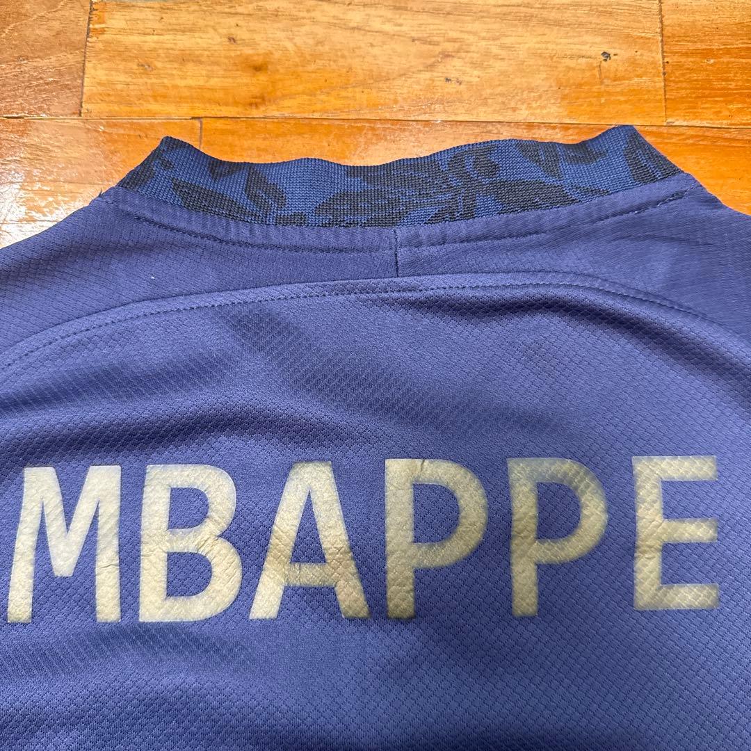 フランス代表 MBAPPE 10 ネイビーシャツ　サッカー　Tシャツ　Sサイズ