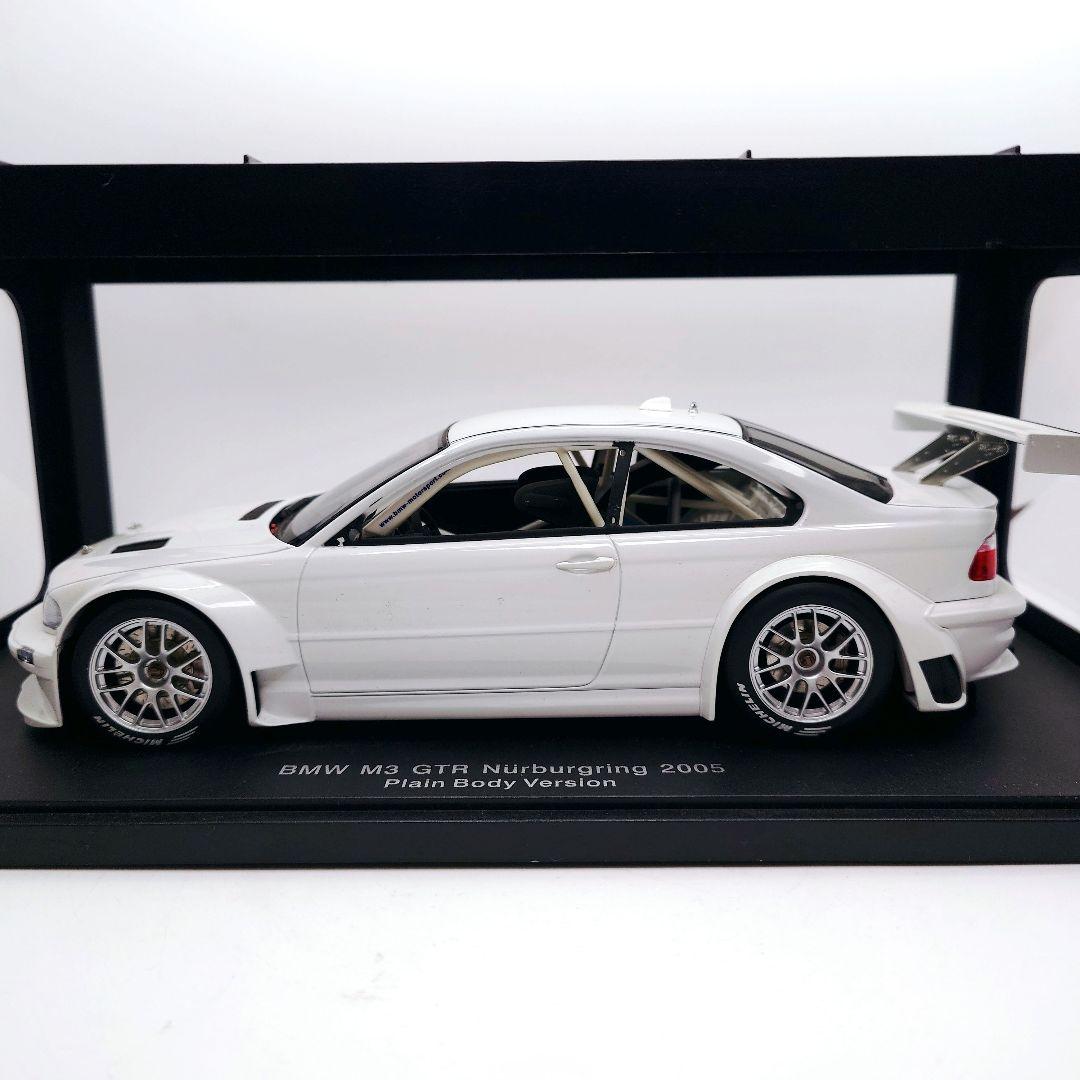 絶版 1/18 オートアート  M3 GT-R ホワイト