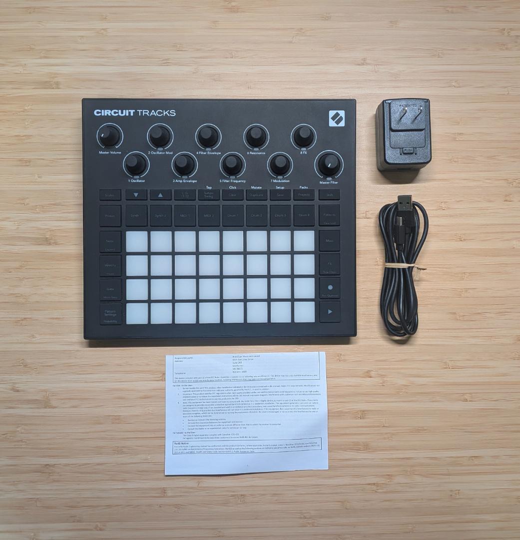 【入手困難・極美品】Novation Circuit Tracks【付属品完備】