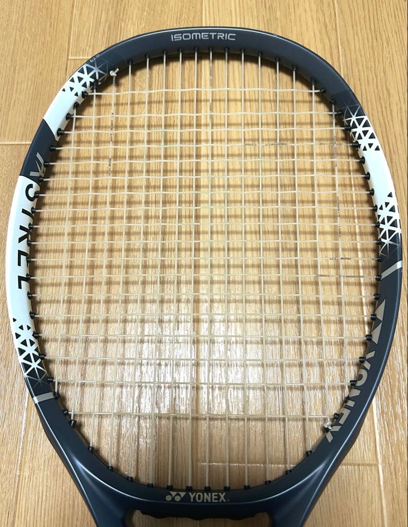 Rei20ヨネックス　YONEX ASTREL100 テニスラケットG2E