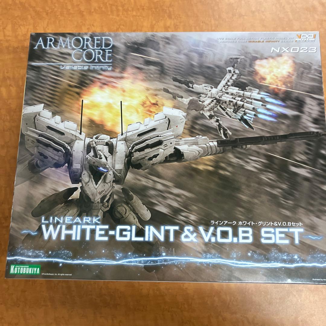 ロボット ARMOR CORE LINEARK WHITE-GLINT & V.O.B