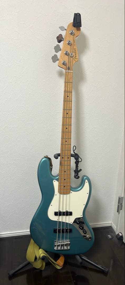 ベース Fender Player Jazz Bass Maple Tidepool