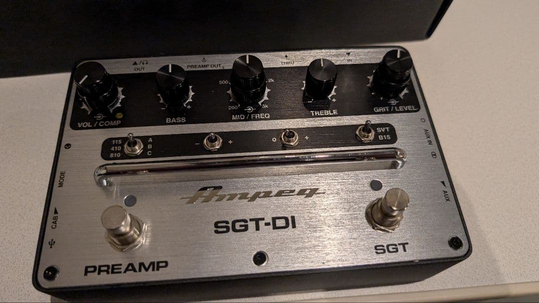 Ampeg SGT-DI ベースプリアンプ エフェクター