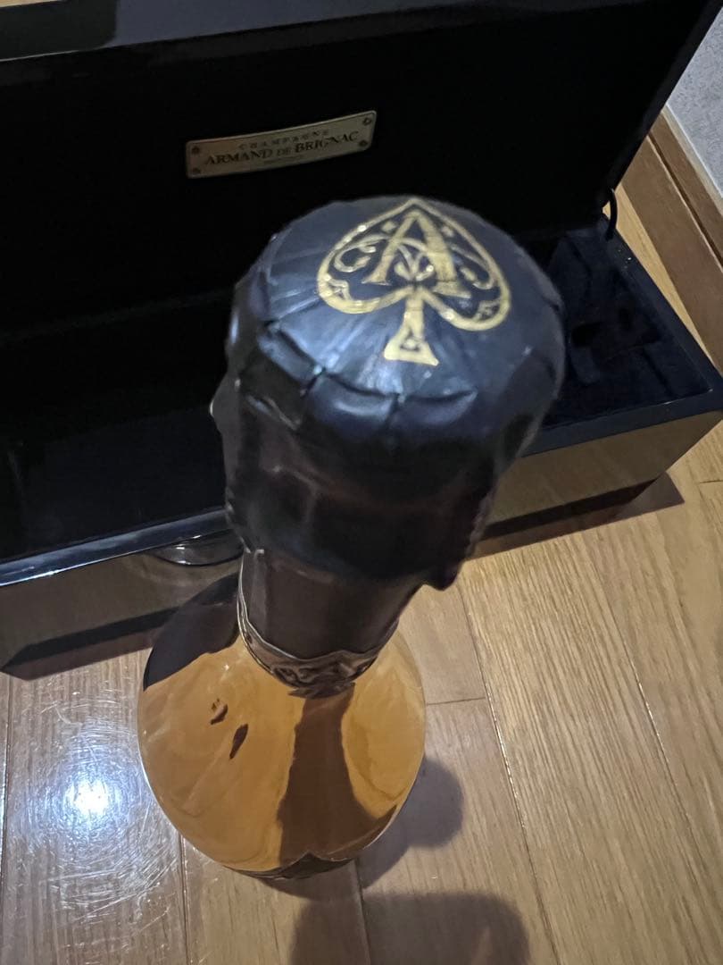Armand de Brignac ブリュットゴールド　アルマンド　ゴールド