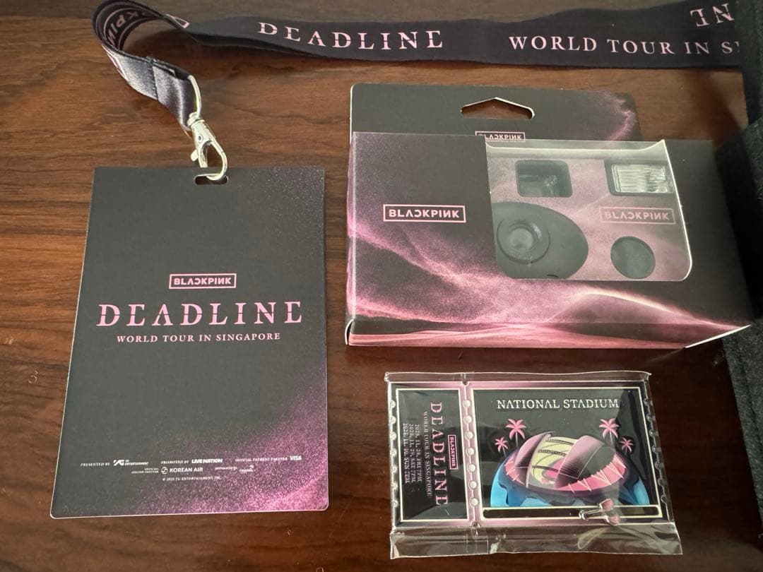 BLACKPINK DEADLINE バッグ