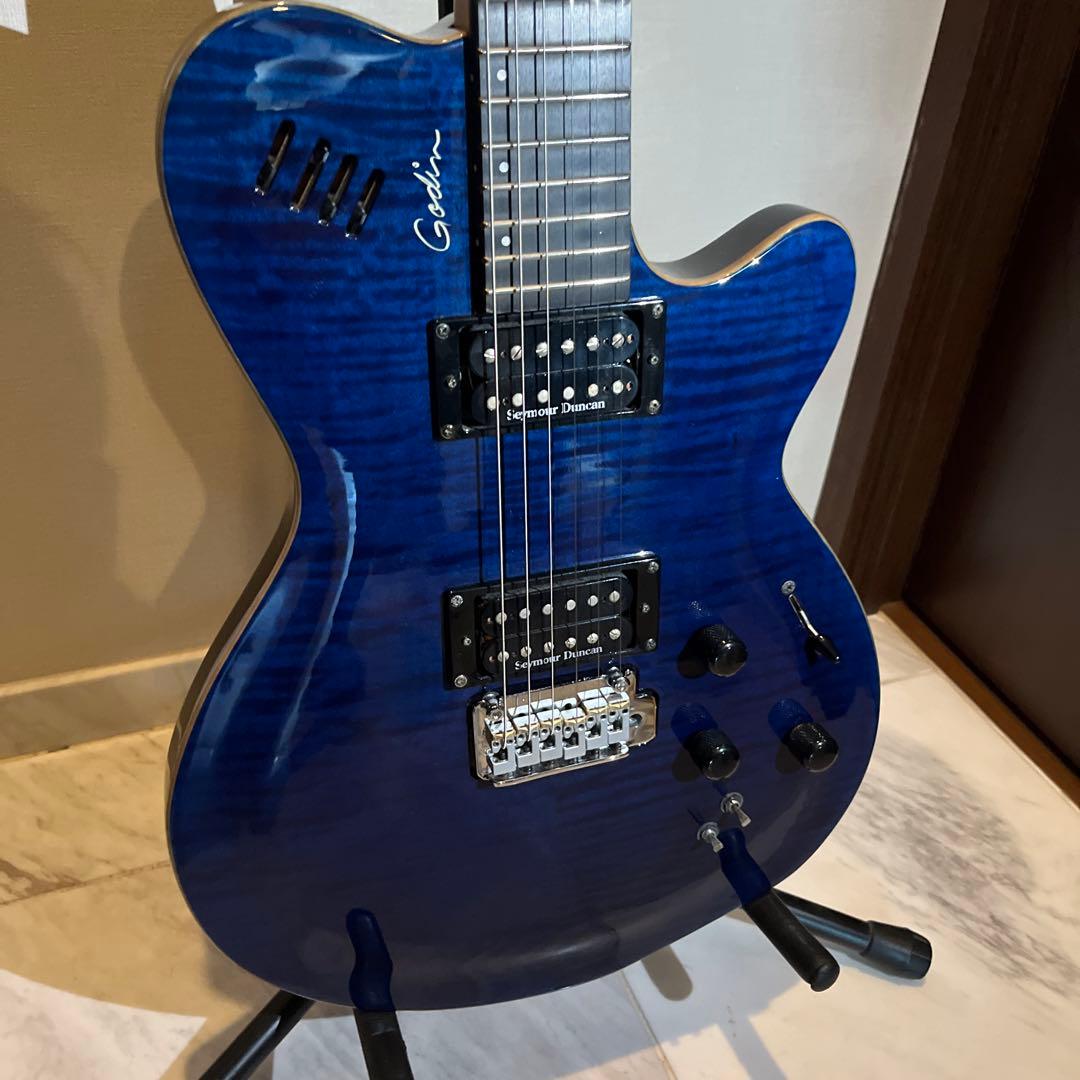 GODIN LGXT TRANS BLUE エレキギター
