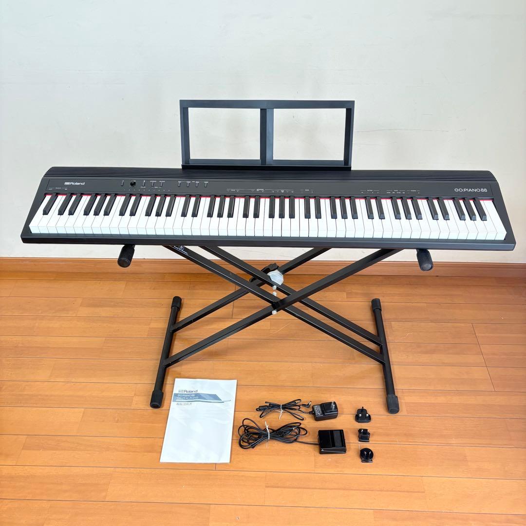 【美品・2022年製】Roland 88鍵盤 電子ピアノ GO:PIANO88