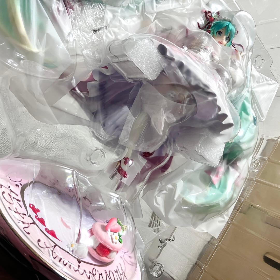 極美品 初音ミク 15th Anniversary Ver. フィギュア
