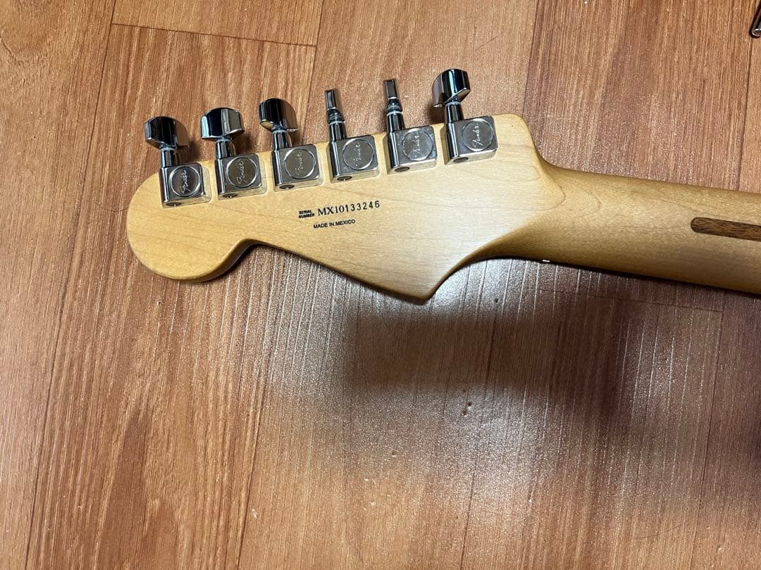 限定値下げ　Fender standard stratcaster SSH
