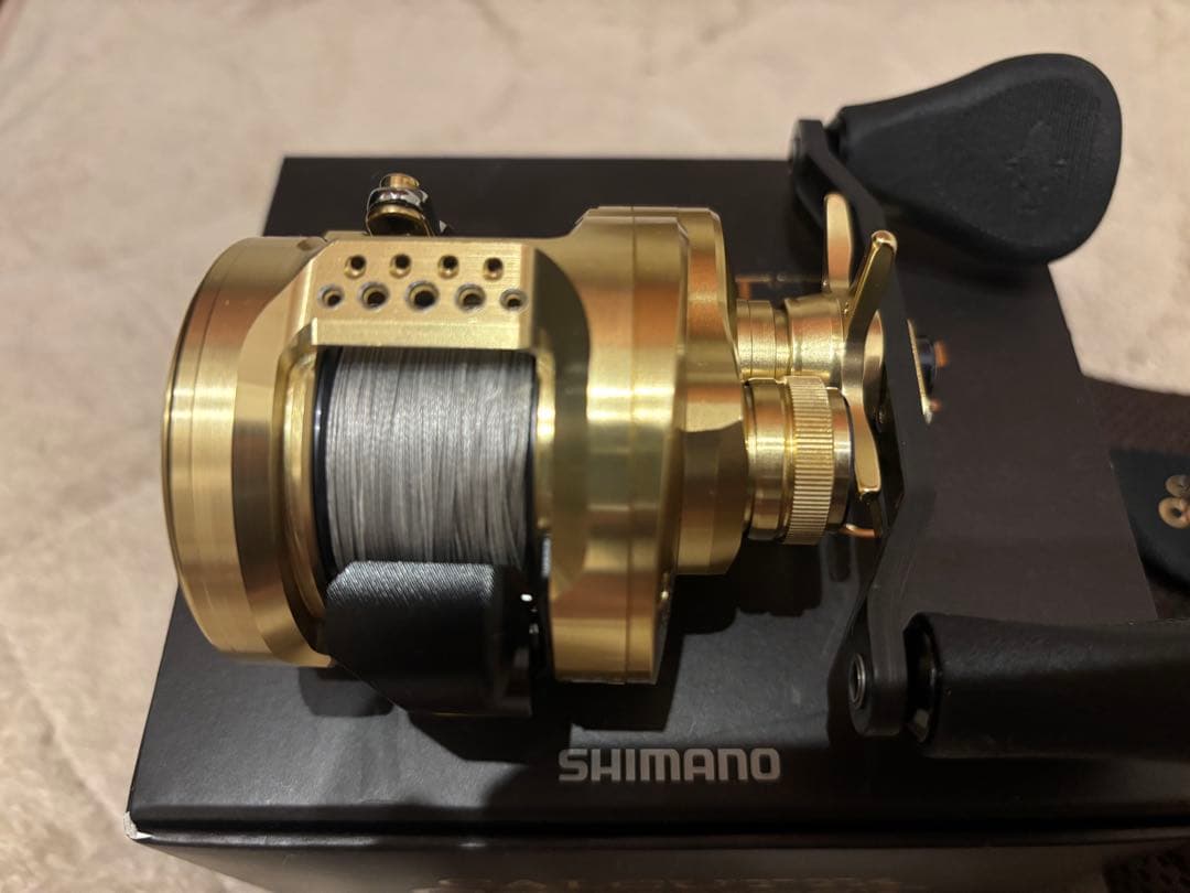 リール SHIMANO CALCUTTA CONQUEST 200XG
