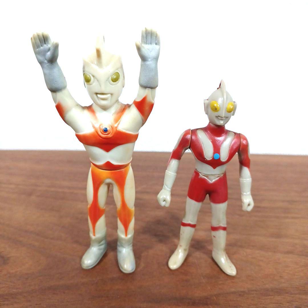 当時物ポピー製　ウルトラマン＆ウルトラマンA　希少ソフビペンダント頭部穴付き