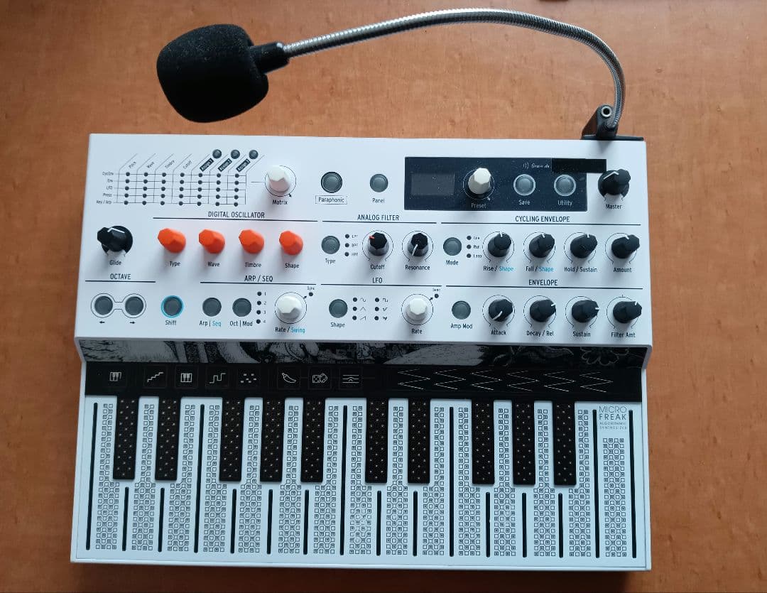 ARTURIA MicroFreak Vocoder　Edition