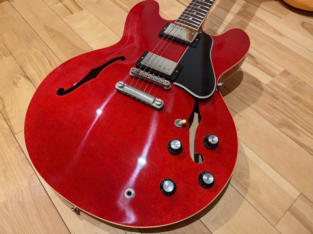 Gibson ES-335 Cherry 2019年（Memphis工場製）