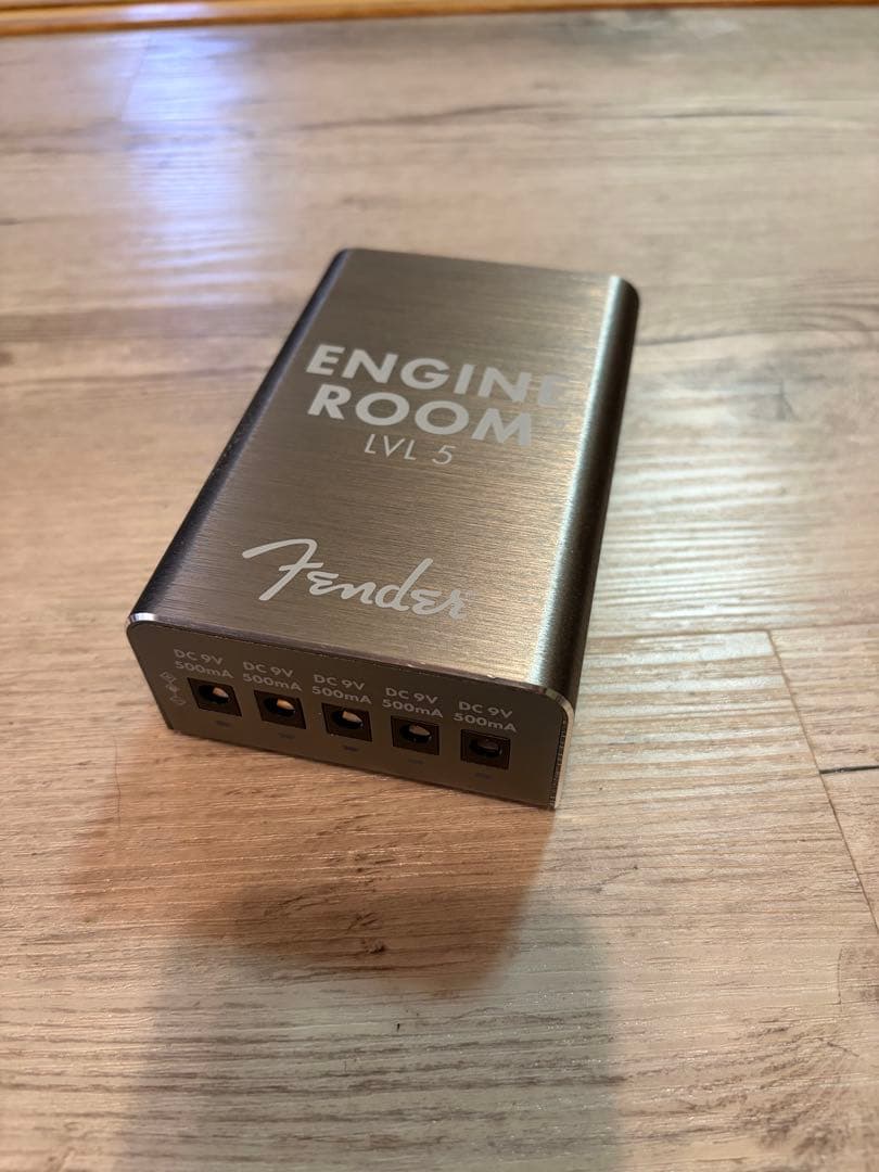 Fender Engine Room LVL 5 パワーサプライ