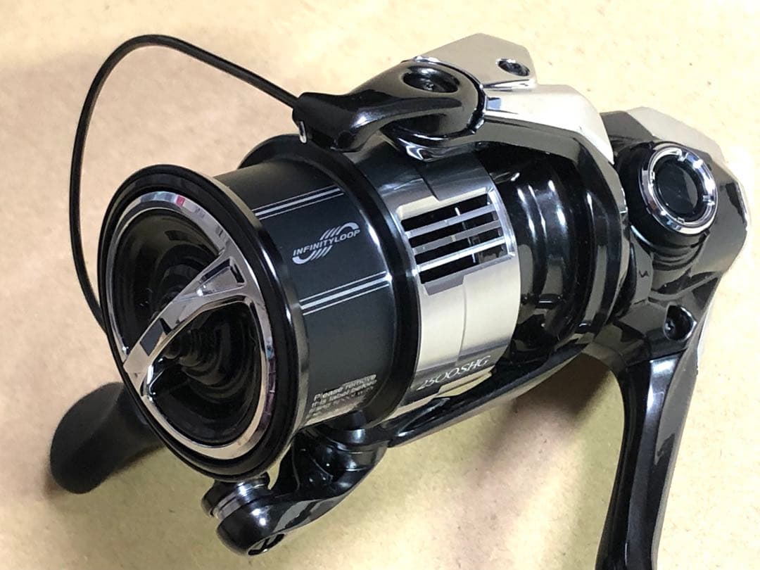 新品未使用　SHIMANO 23 ヴァンキッシュ 2500SHG