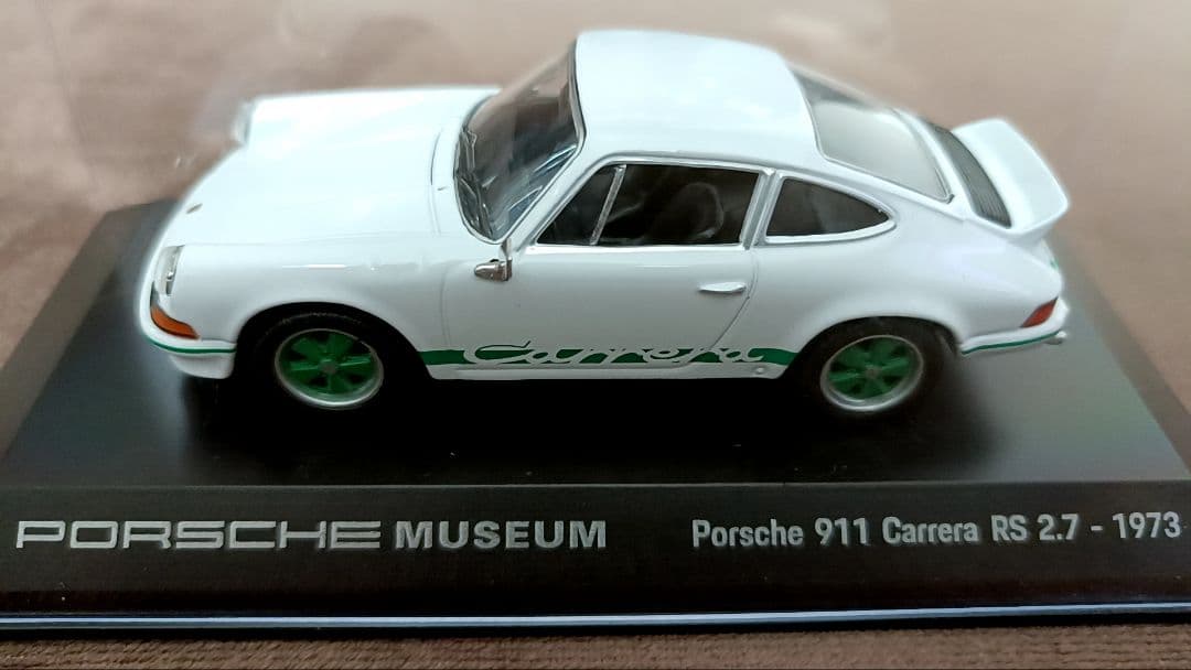 ミニカー Porsche Museum 911 Carrera RS 2.7 1973