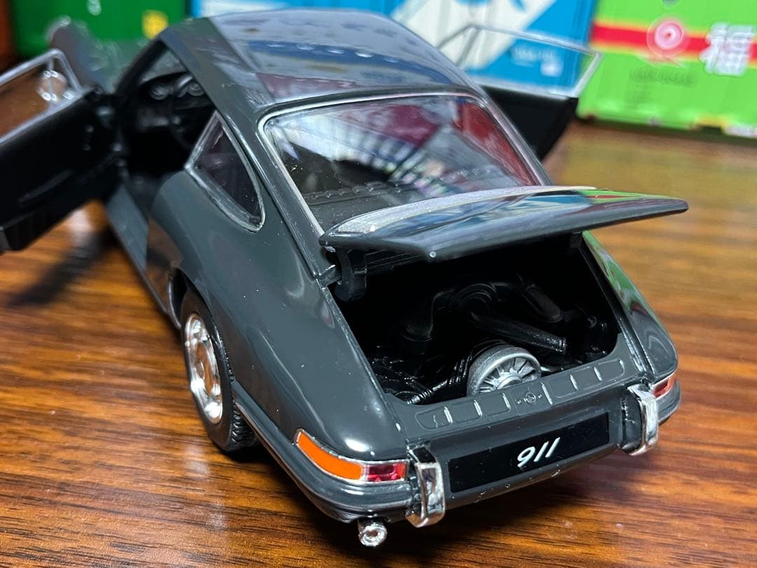 WELLY 1/24 ポルシェ 911 1/24  335i