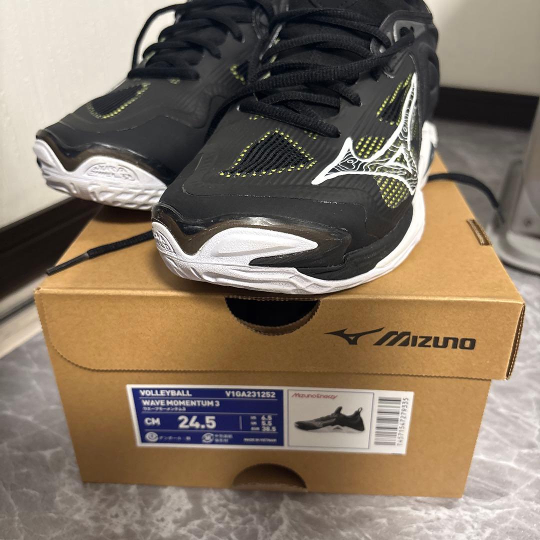 Mizuno バレーボールシューズ ブラック/イエロー24.5センチ