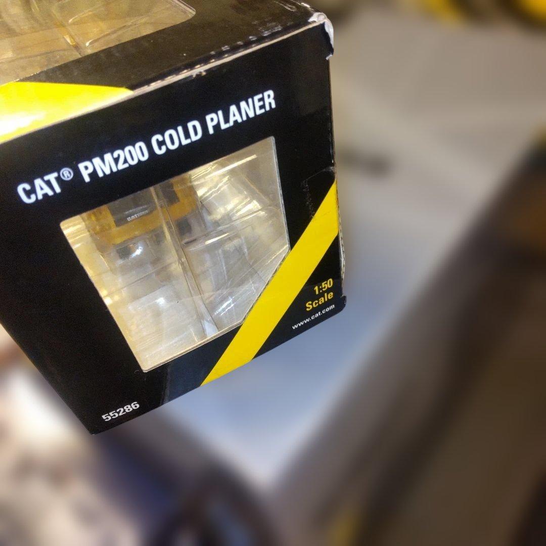 キャタピラー建機　CAT PM200 COLD PLANER 　1/50