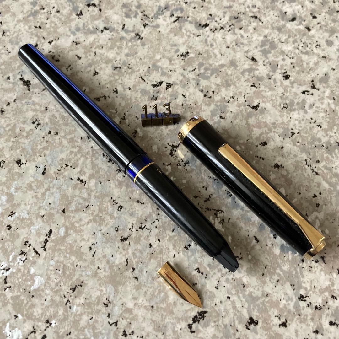 #113 洗浄済み 万年筆 Pelikan Roll Gold 18C 18k