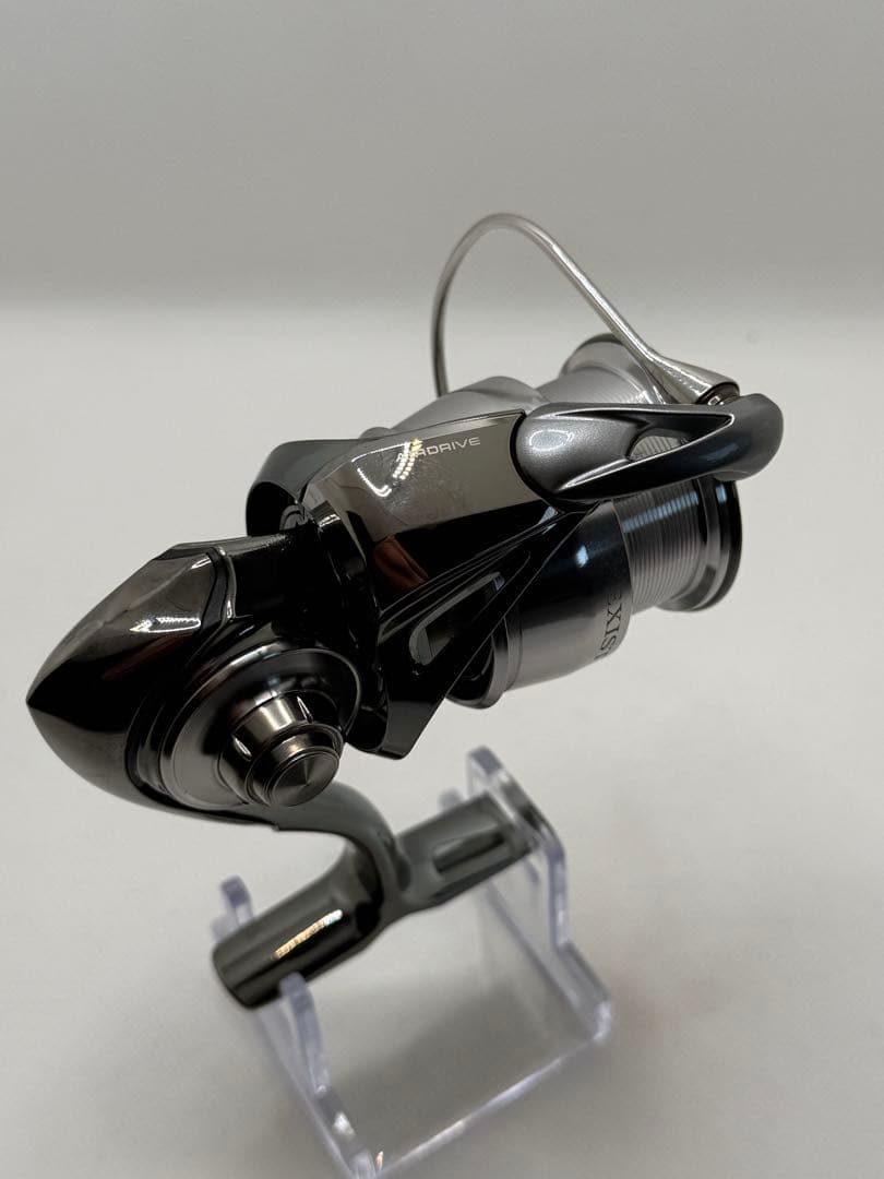 DAIWA 22 EXIST LT2500S-DH スピニングリール　極美品
