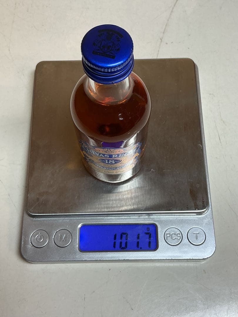 539[未開栓］CHIVAS REGAL 12年 ミズナラ ミニボトル50㎖付き