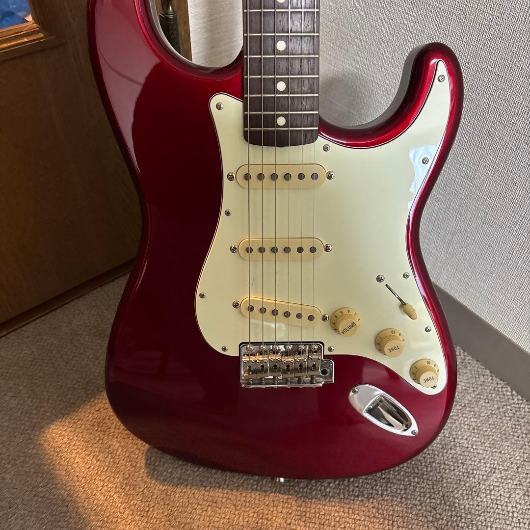 【値下げ可能】Fender Stratocaster レッドエレキギター