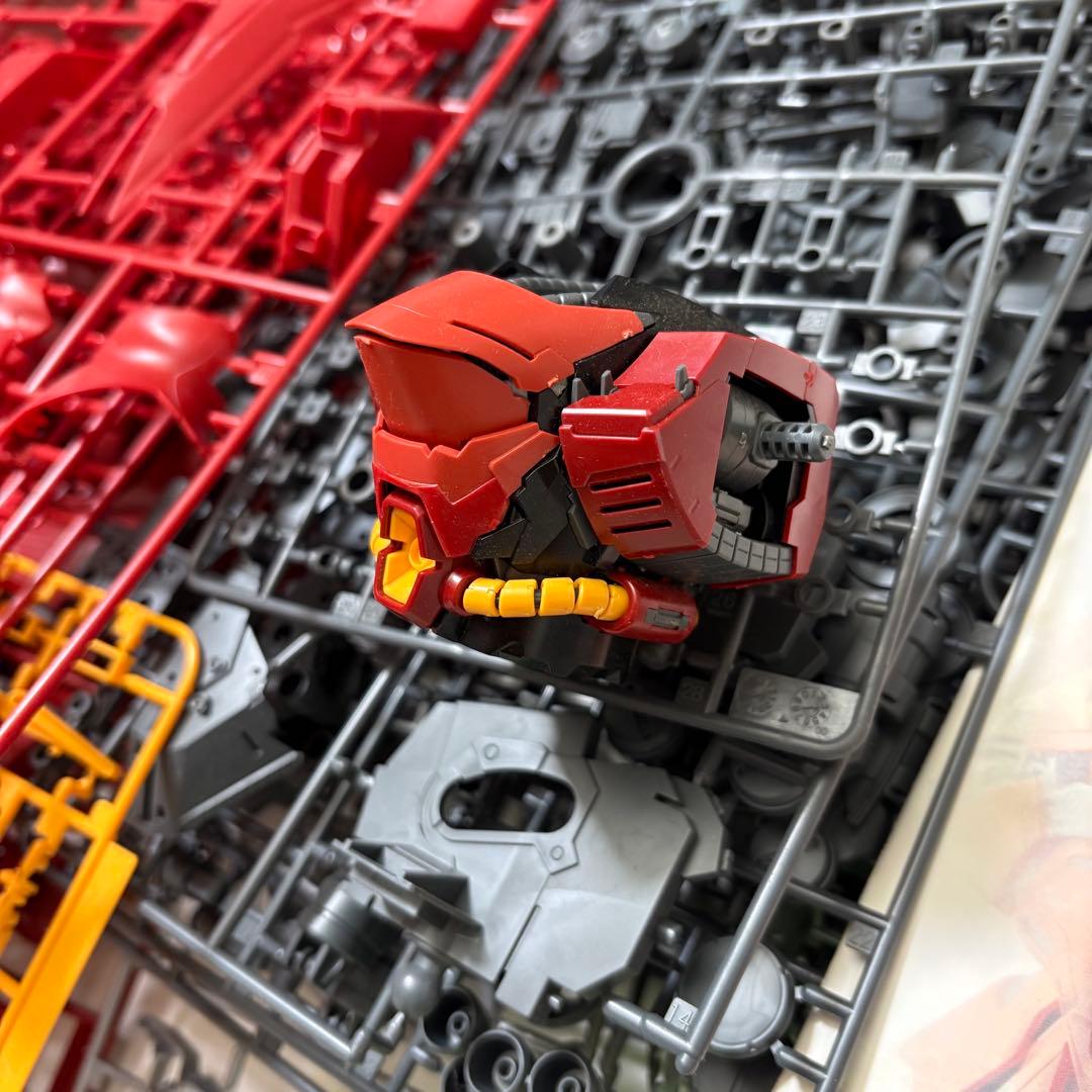 ガンダム SAZABI Ver Ka サザビー プラモデル 作りかけ パーツ欠有