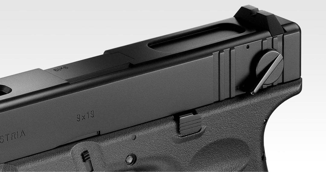 東京マルイ 電動ハンドガン G18Cと100連マガジン2本付き