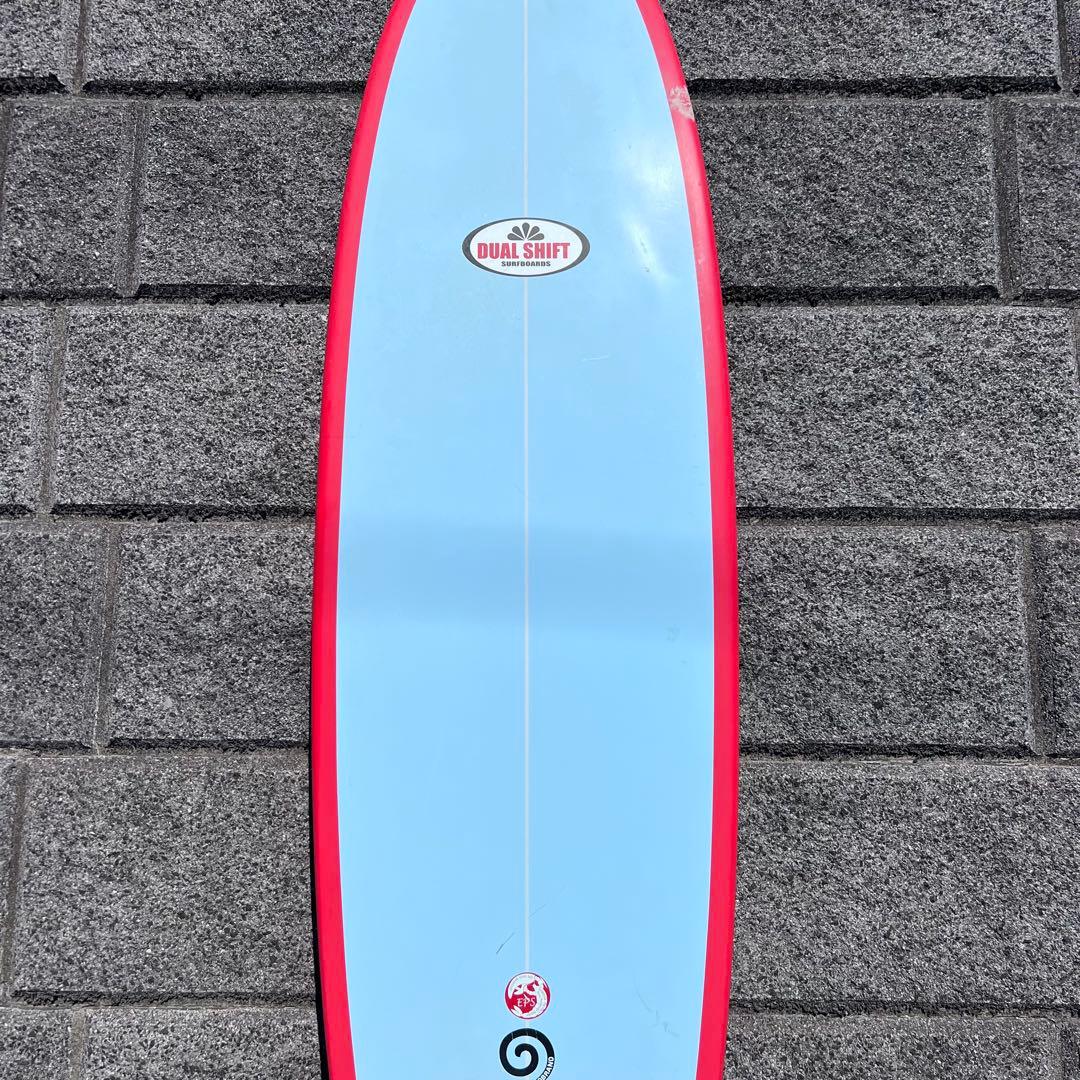 美品　サーフボード　ミッドレングス　テイクオフ激早　7’0ft すぐ乗れる