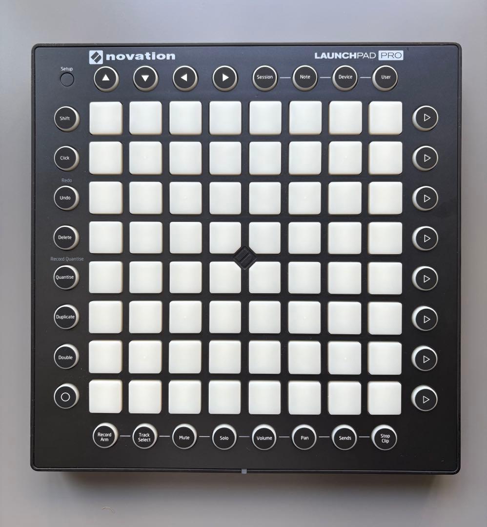 Novation Launchpad Pro MIDIパッド