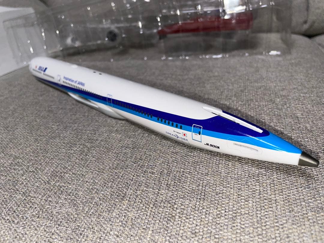 BOEING 787-10モデルプレーン ANA 1/200