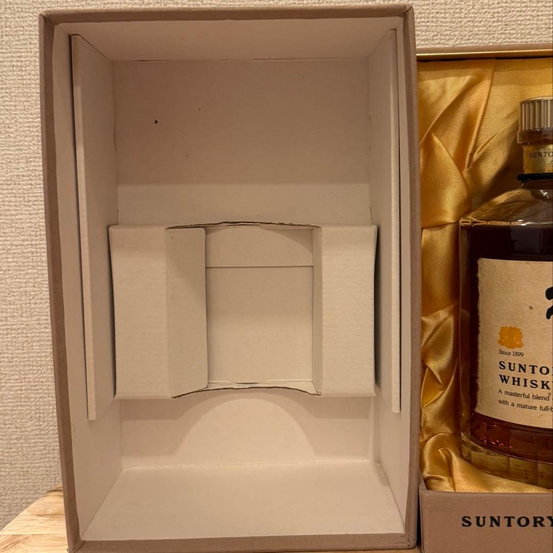 響ゴールドキャップGOLDCAP箱入 希少旧ラベルHIBIKI SUNTORY