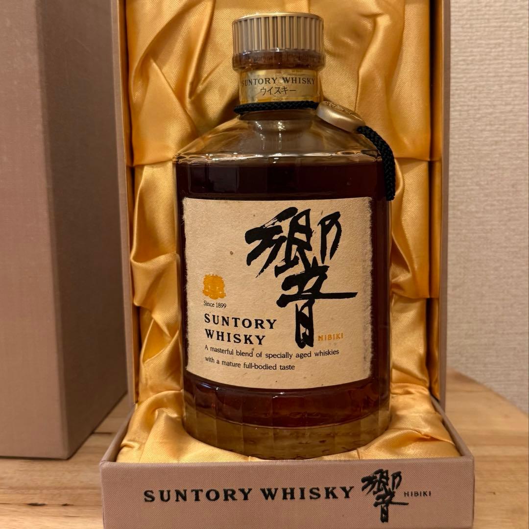 響ゴールドキャップGOLDCAP箱入 希少旧ラベルHIBIKI SUNTORY