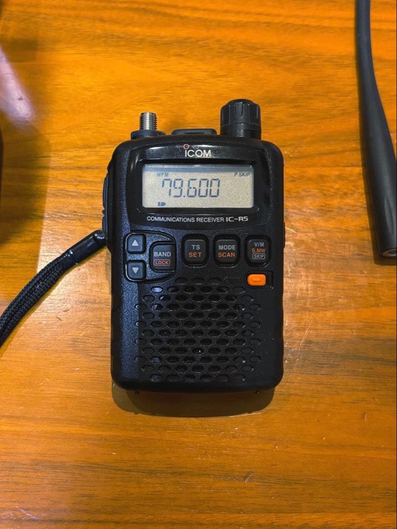 ICOM IC-R5 受信機 ACアダプター付き