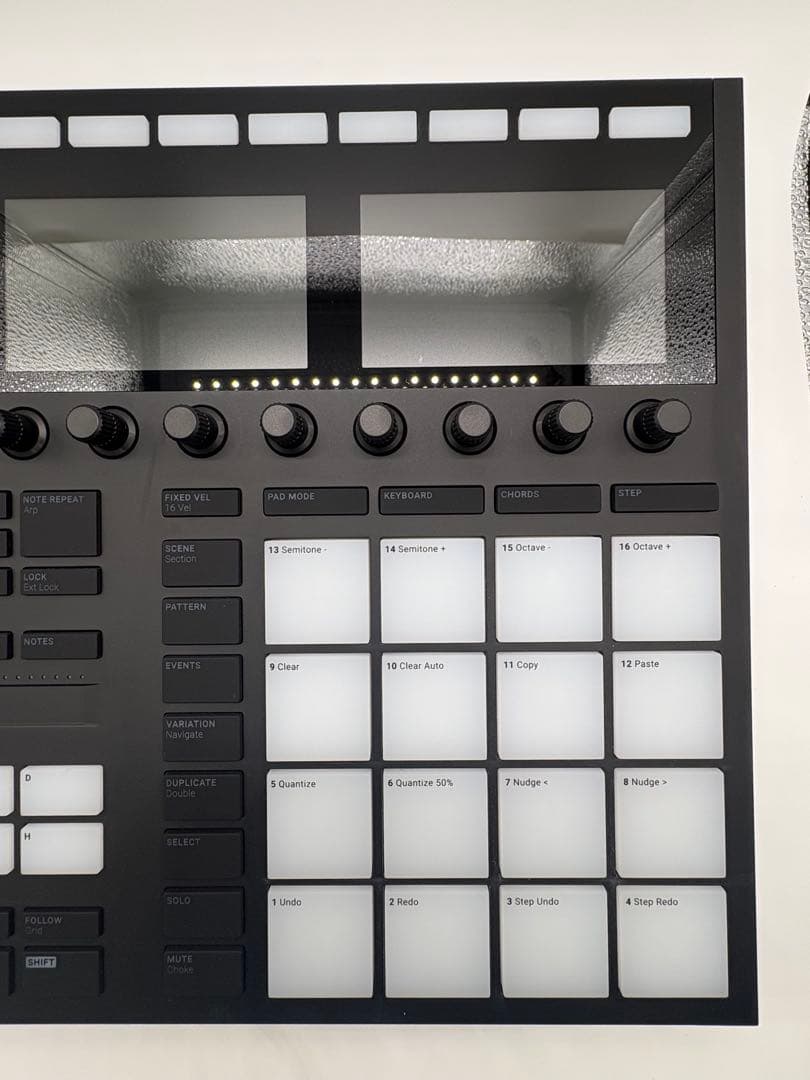 MASCHINE MK3 トランスファーID 付き　 ほぼ未使用