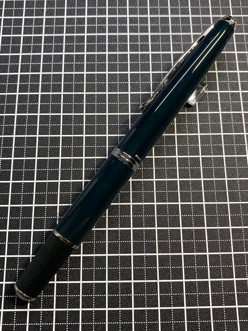 PILOT CAPLESS FERMO DARK-GREEN 万年筆　字幅M