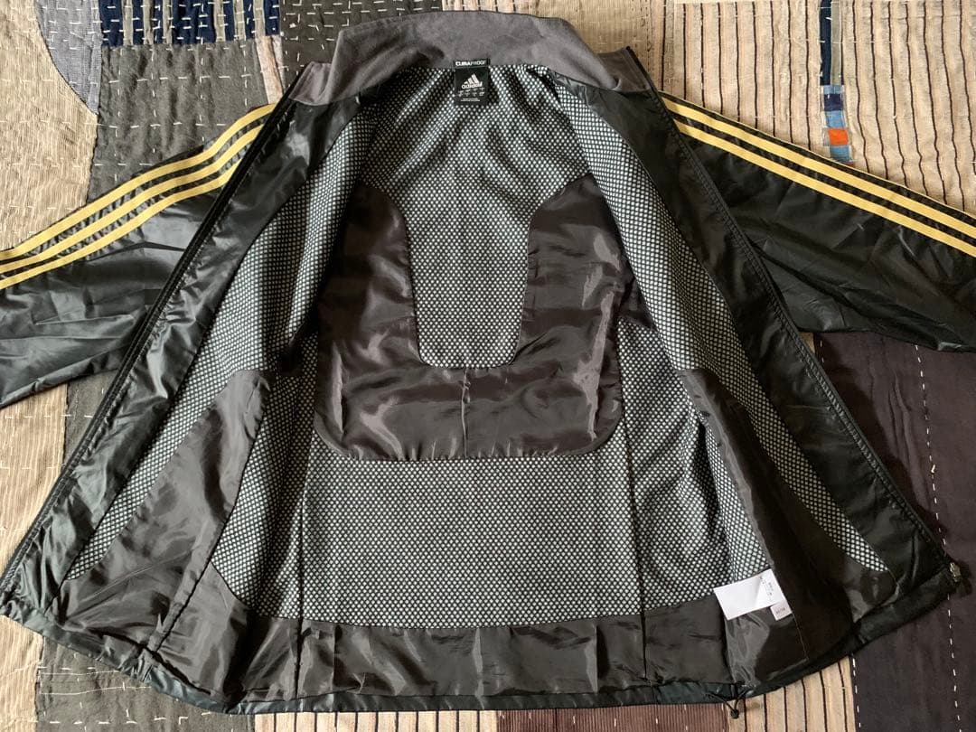2010年製 adidas CLIMAPROOF セットアップ ジャージ 黒金