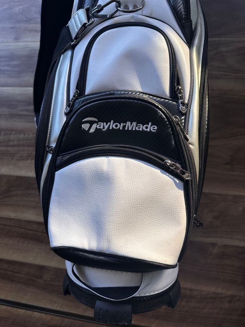 TaylorMade キャディバッグ ホワイト × ブラック