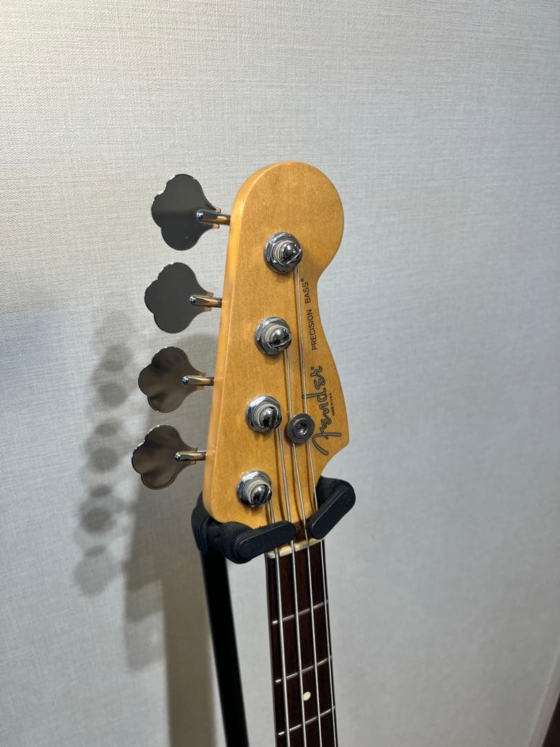 ベース Fender American Standard Precision Bass